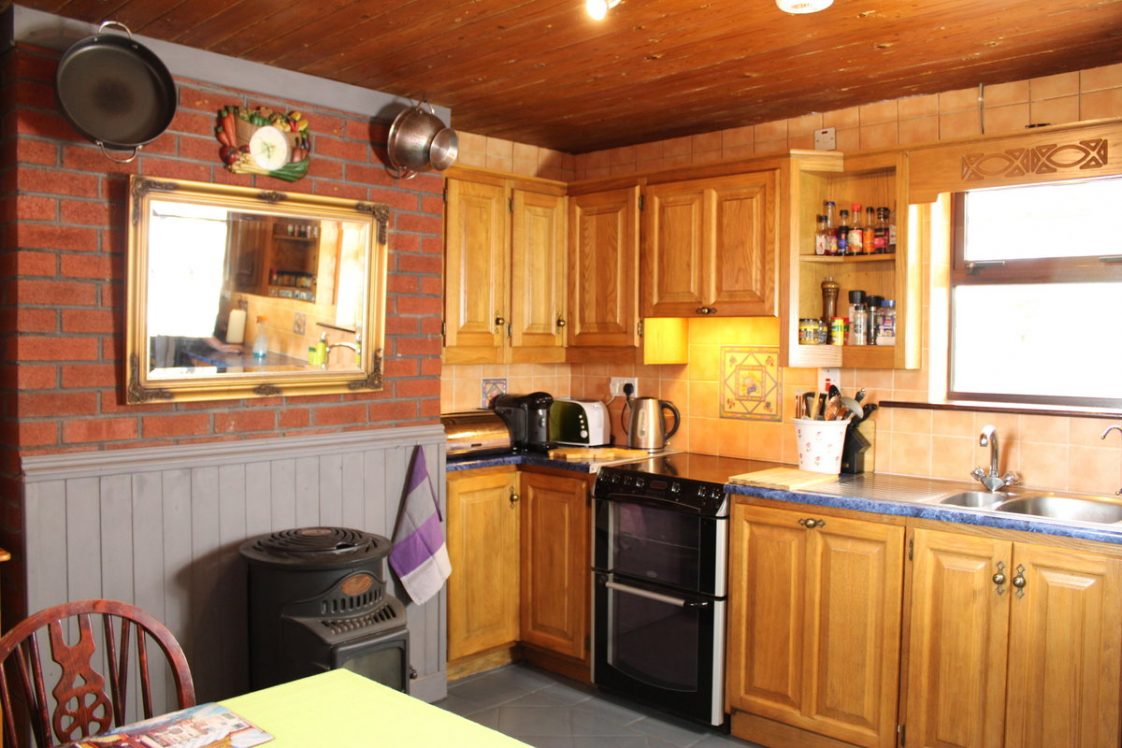 11 traditional Irish cottages for sale right now - Irish Coast & Country